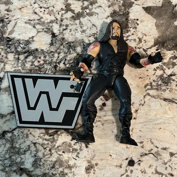 Toys | Jakks Pacific 1998 Wwf The Undertaker Action Figure W Stand ...